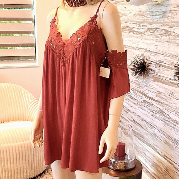 Tobi | Tops | Nwt Tobi Top | Poshmark